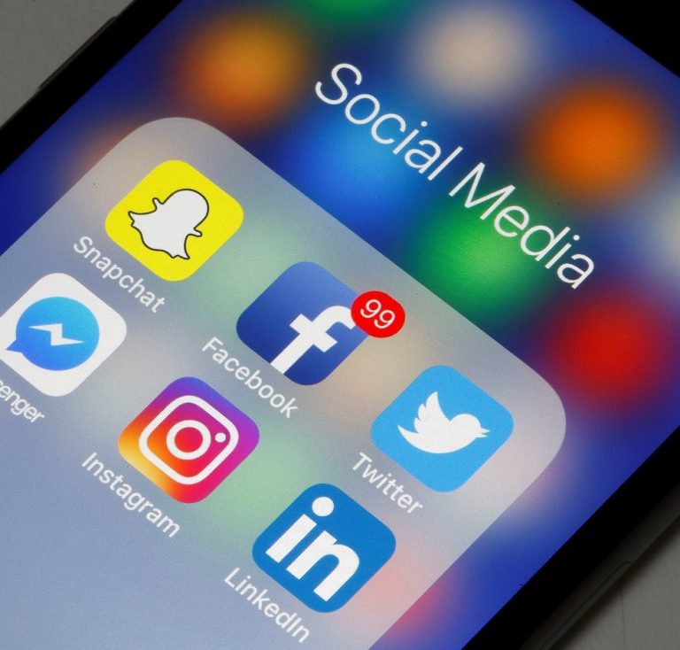 Social Buzzing | Essential Skills That Social Media Marketers Should ...